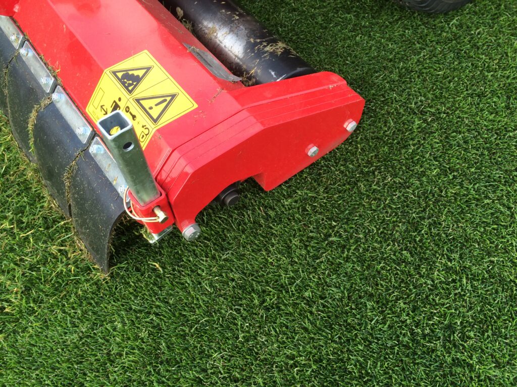 Verti-Cut® 1300 - Redexim
